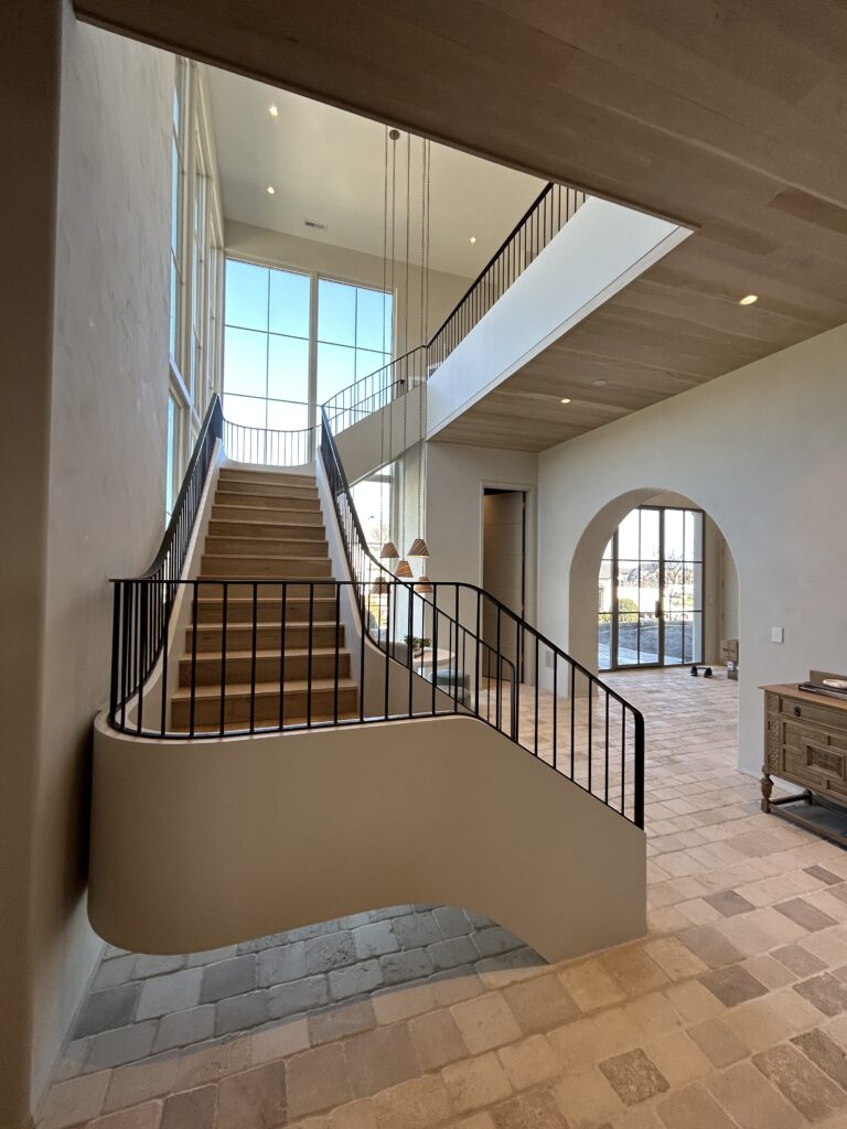 Curved Stairs – Elegant & Custom Staircase Designs